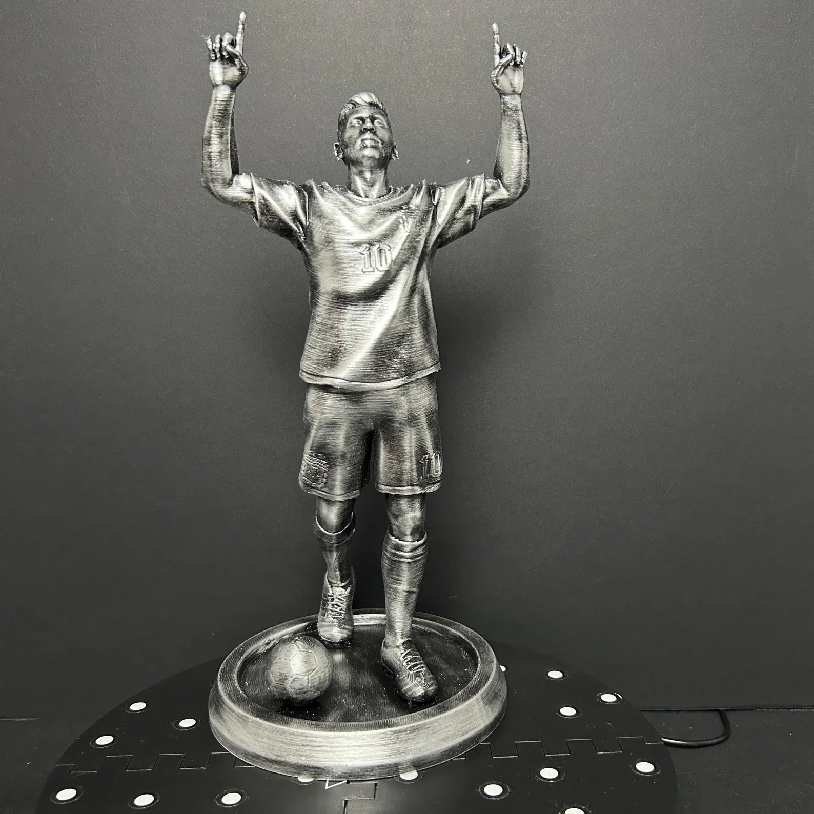 LIONEL MESSI STATUE – My GOAT
